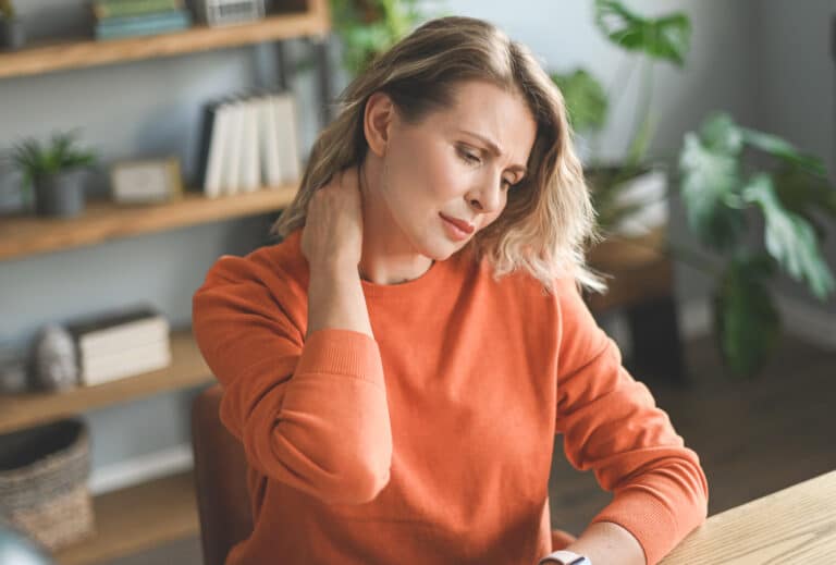 How to Permanently Get Rid of Neck Strains