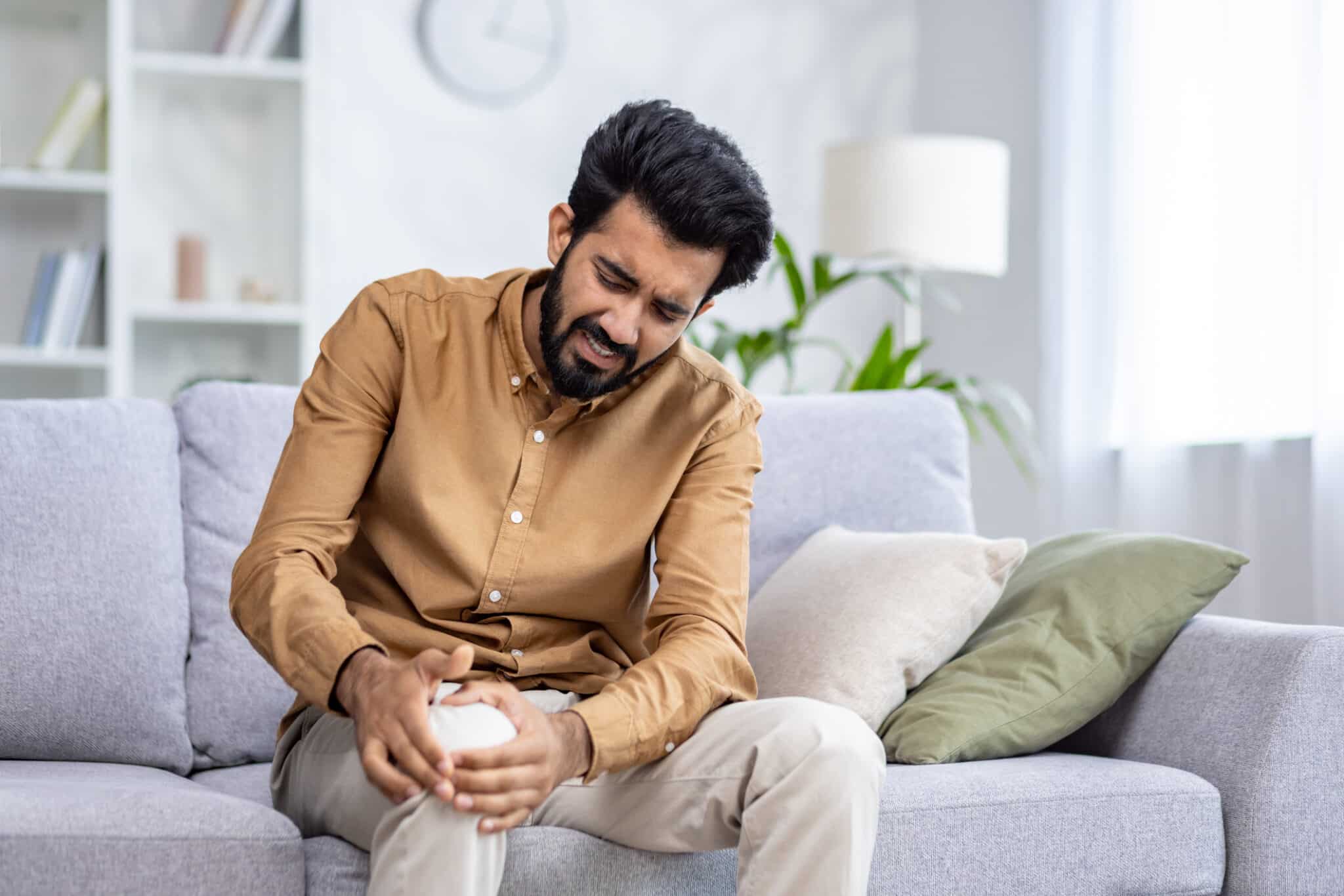 Why Are Patellar Tendon Strains So Hard to Heal?