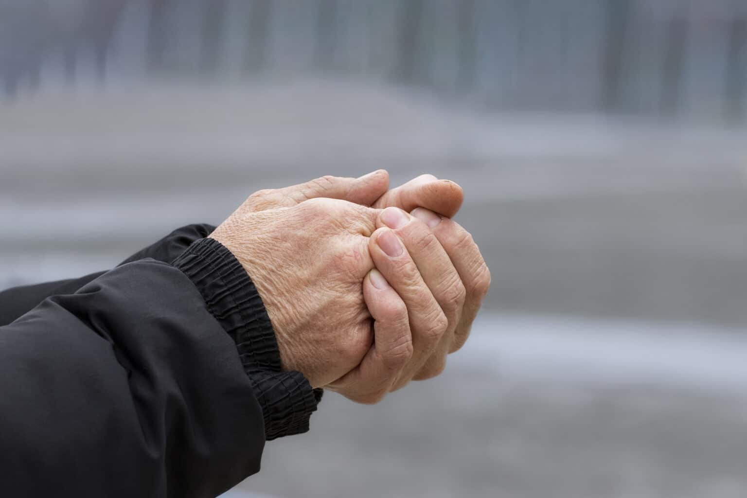 What to Avoid with Thumb Strain