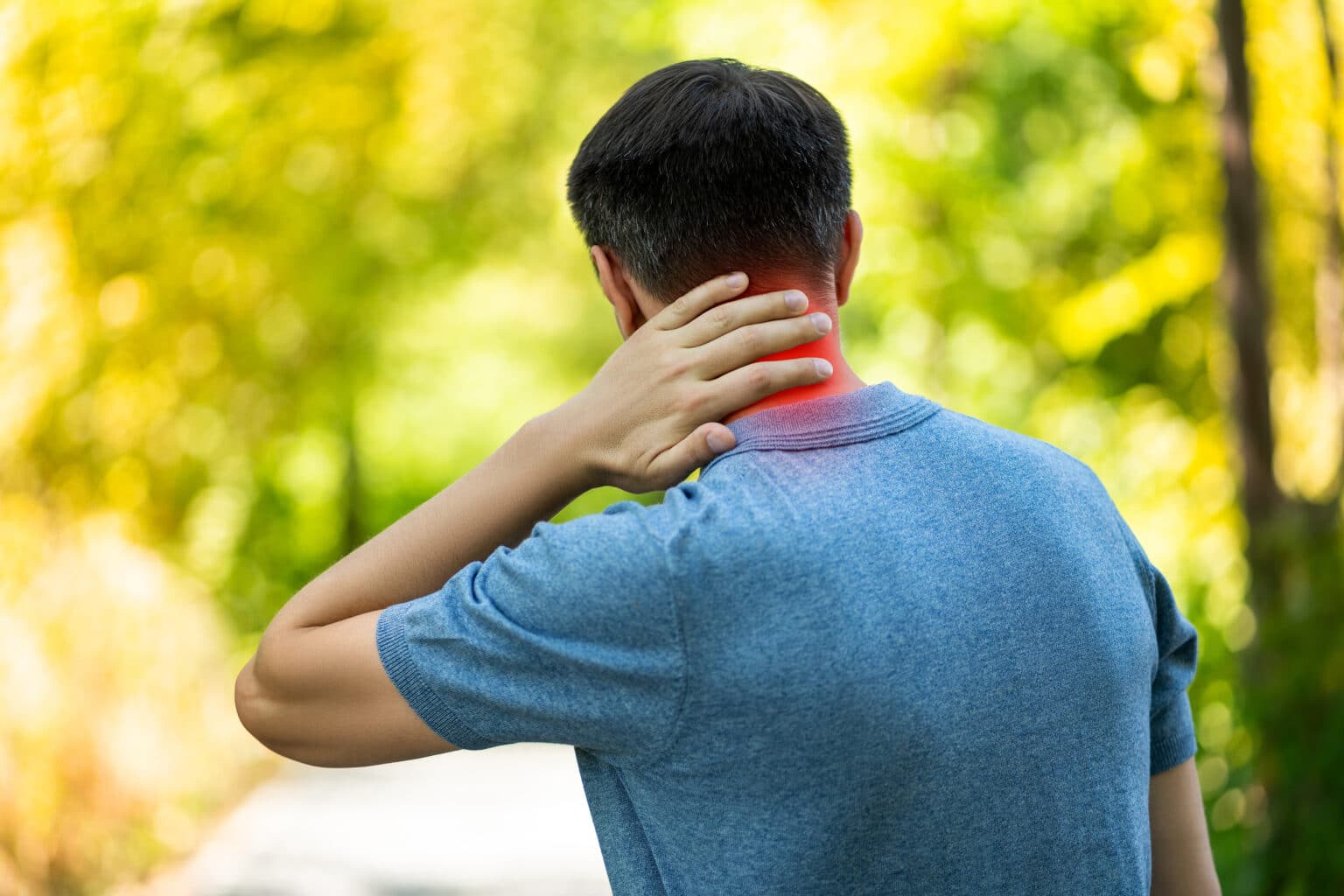 How Osteopaths Help with Neck Strain